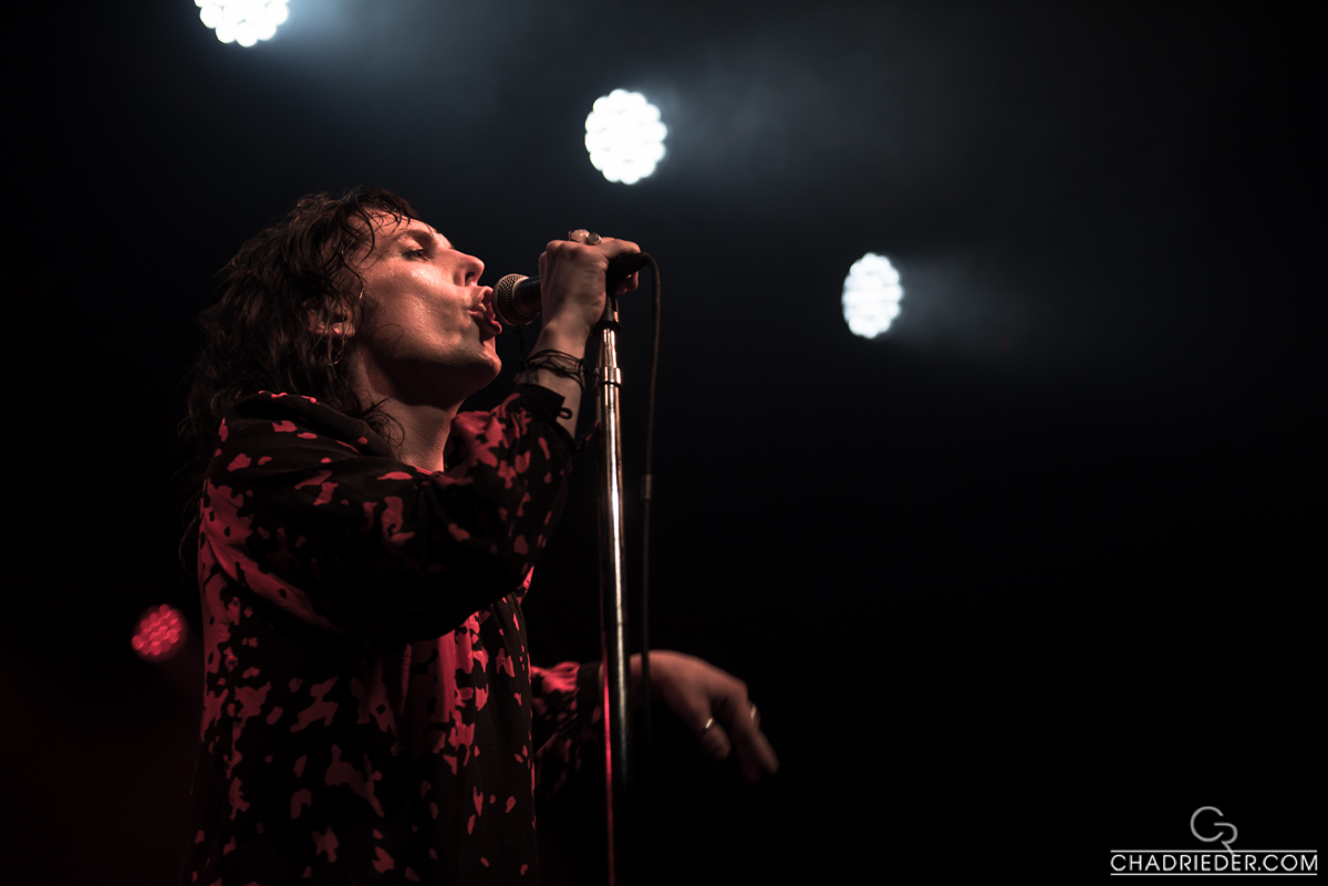 The Struts rock First Avenue with glitter and groupies